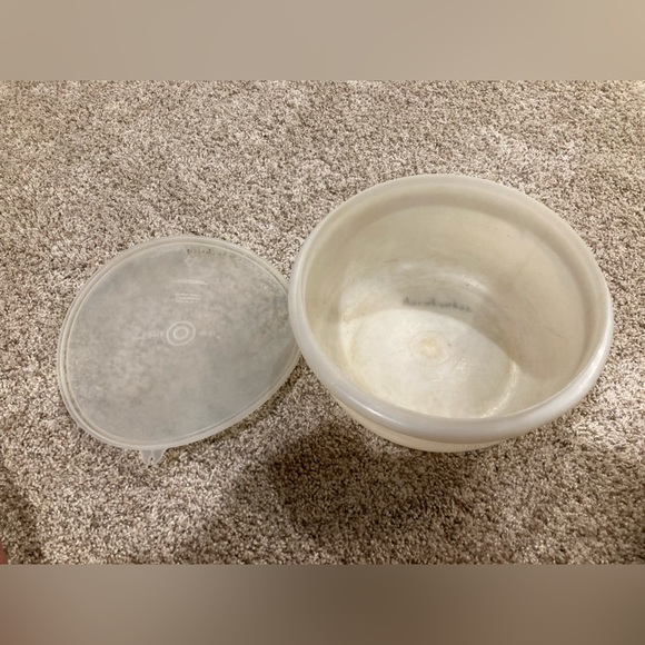 Tupperware | Kitchen | Tupperware Clear White Round Circle Lid Bowl ...